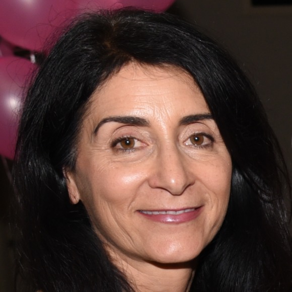 Suzette's Closet (@suzette1984) | Poshmark